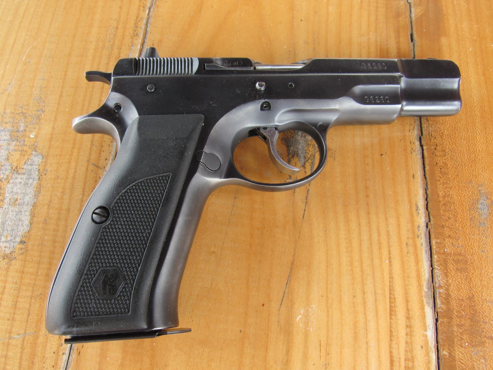 Češka zbrojovka cz75 9mm