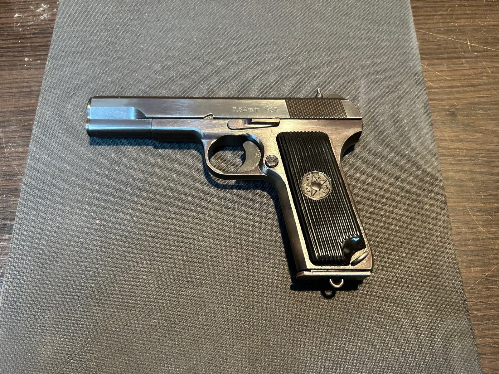 Lovački pištolj CZ M57 - TT