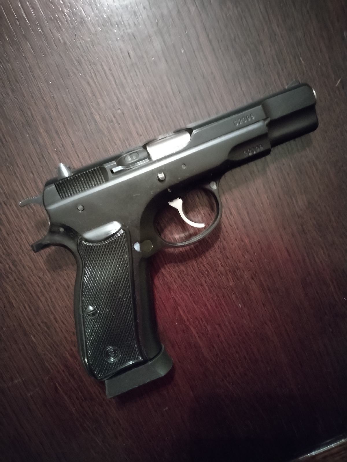 Pištolj CZ 75 9mm