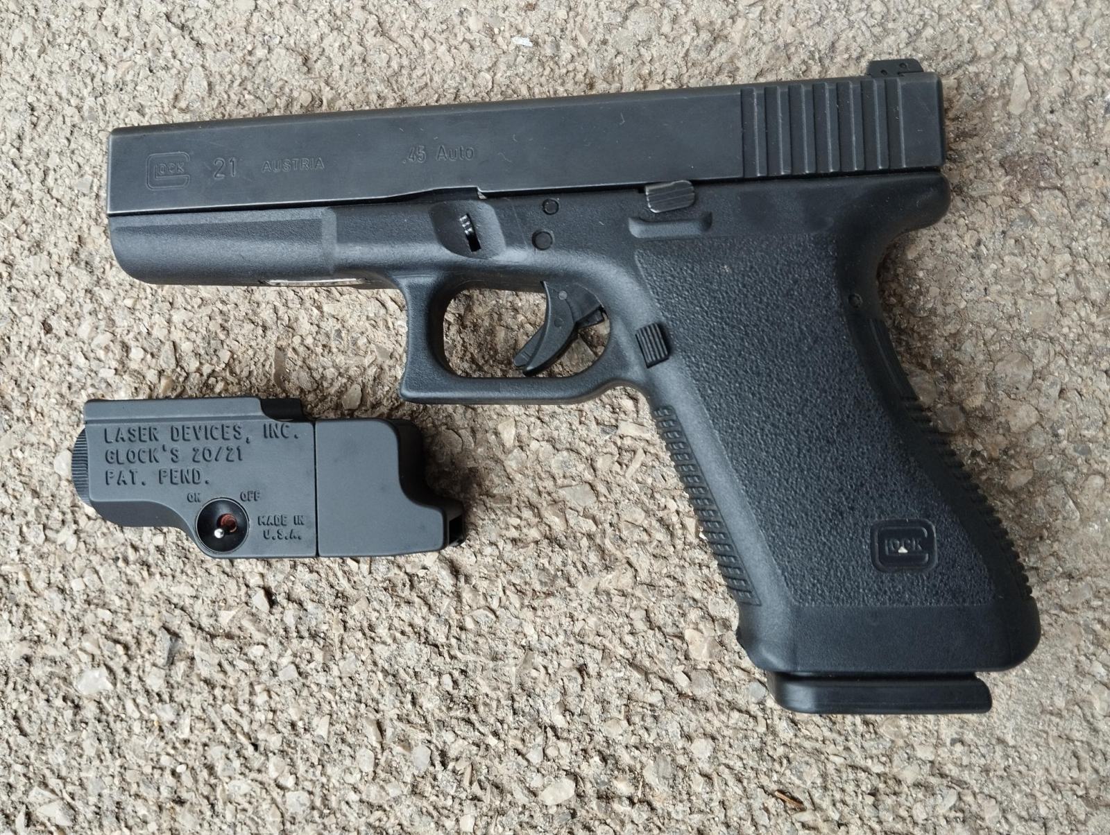 pištolj GLOCK 21 kalibar 45ACP