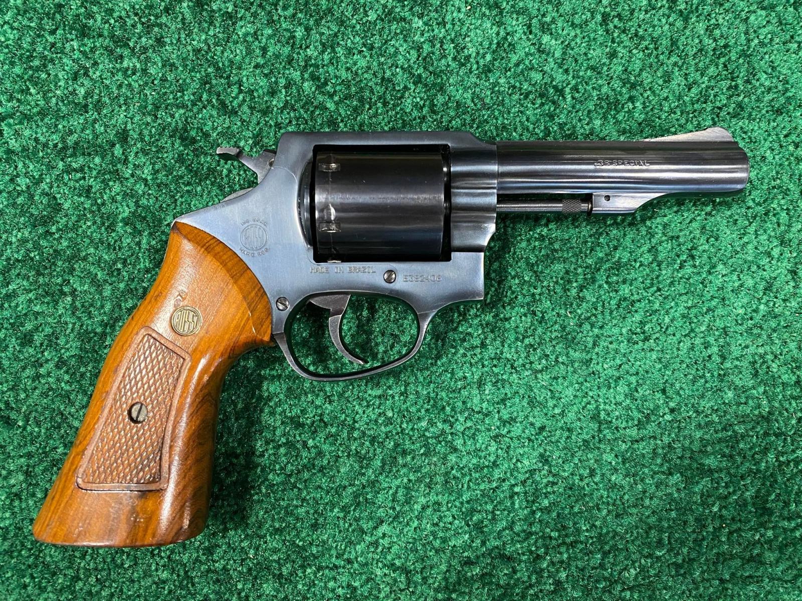 Revolver Rossi Mod. 940, cal .38 Special, 4