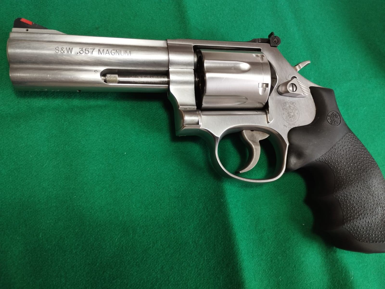 Revolver Smith & Wesson .357 MAGNUM, zamjena za Luger