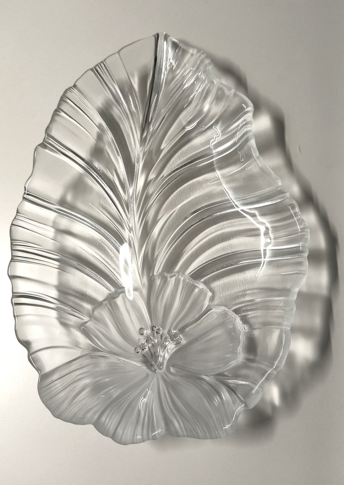 MIKASA velika kristalna tacna, pladanj palmin list i hibiskus