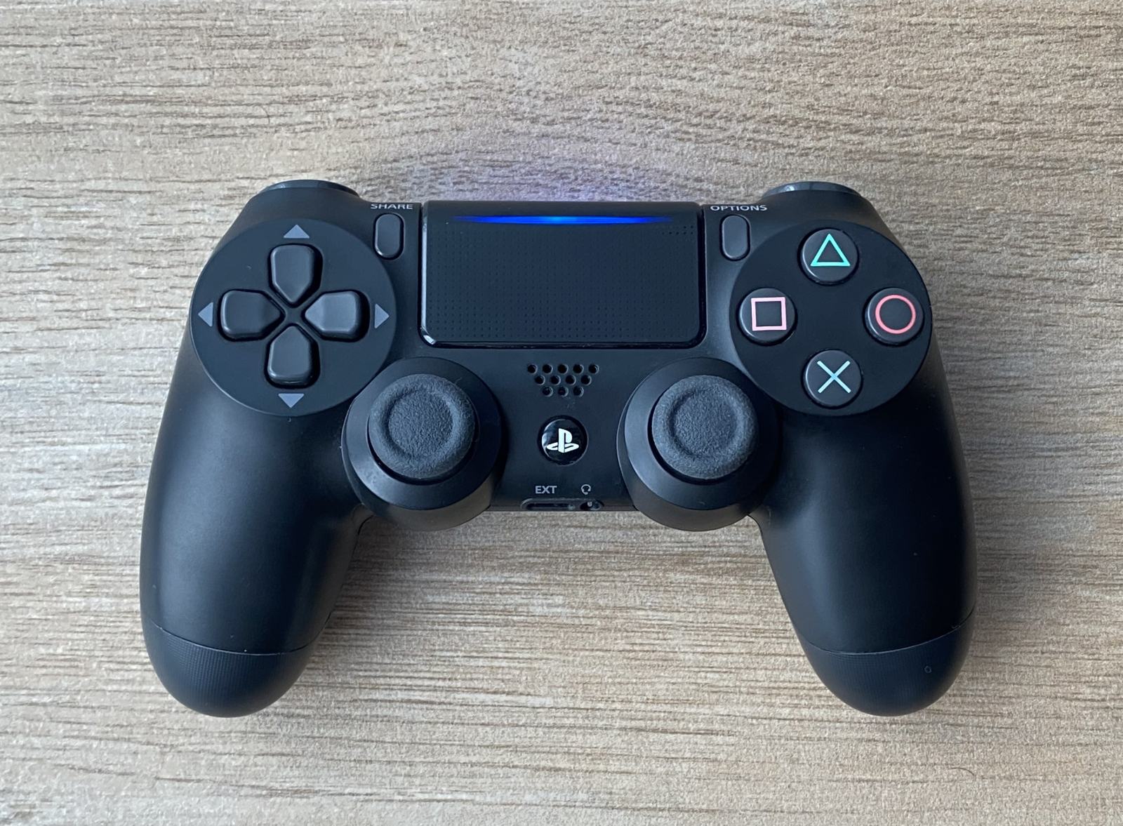 PS4 Kontroler - Sony DualShock 4 v2