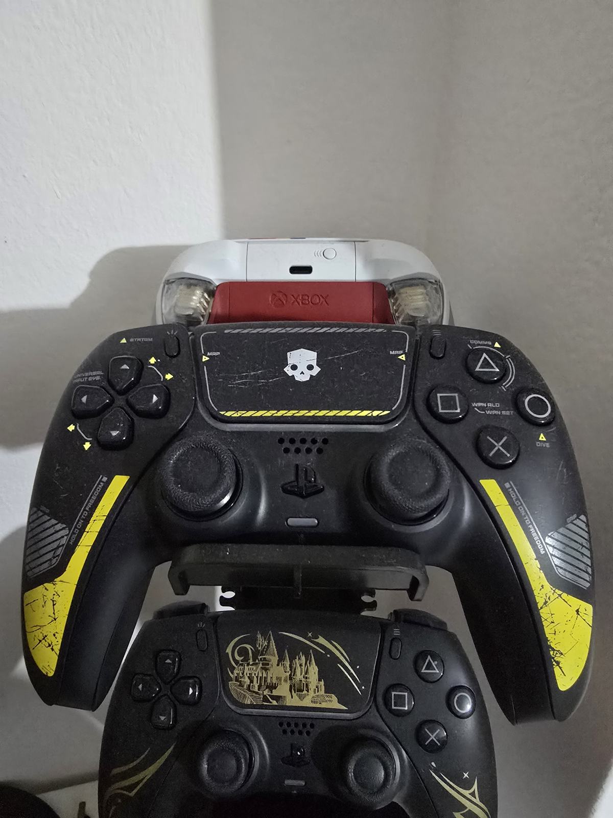 PS5 DualSense – Helldivers 2 Limited Edition