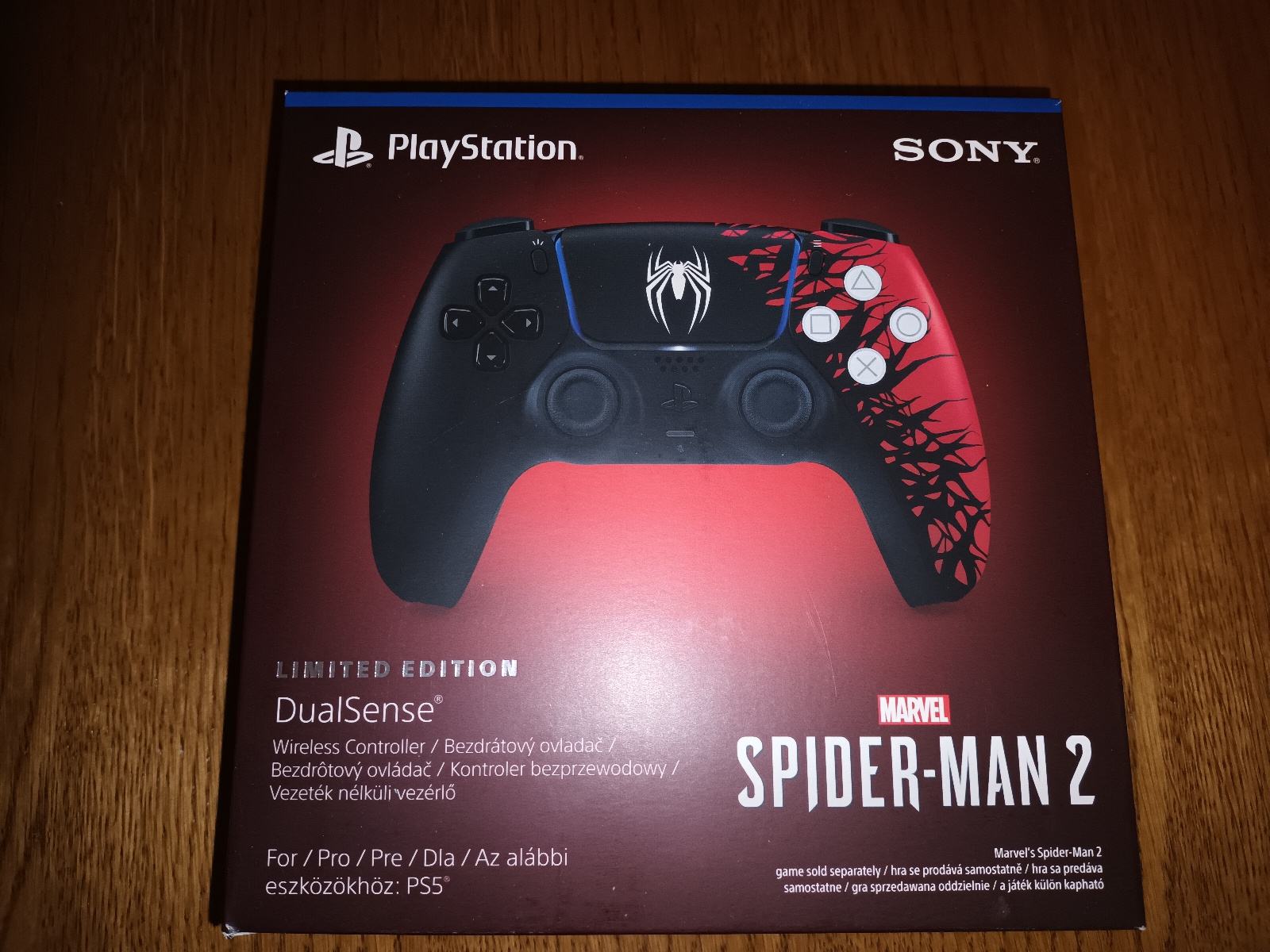 PS5 DualSense Wireless Controller Spider-Man 2 Limited Edition.