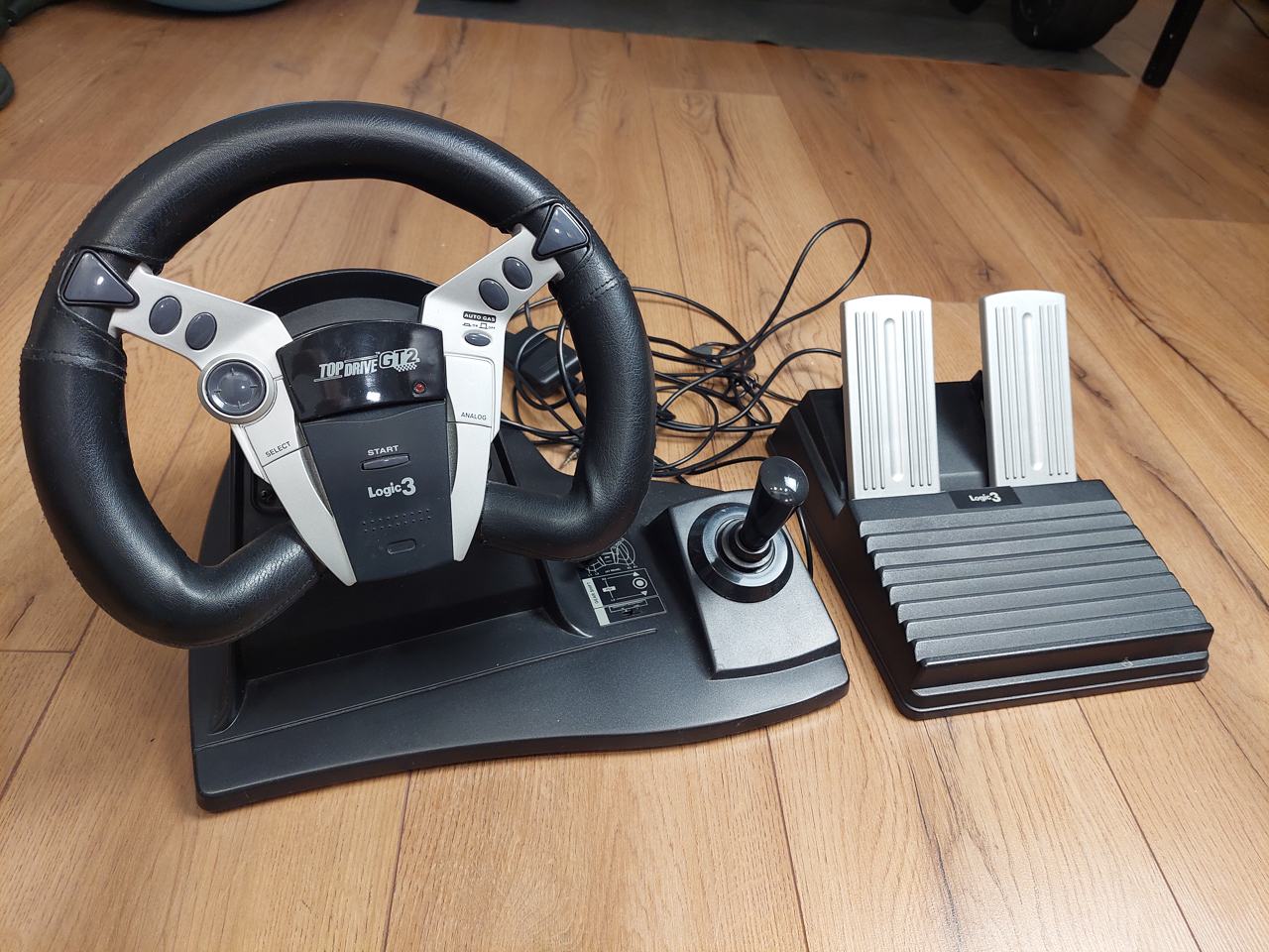 Volan za PS2 TopDrive GT+