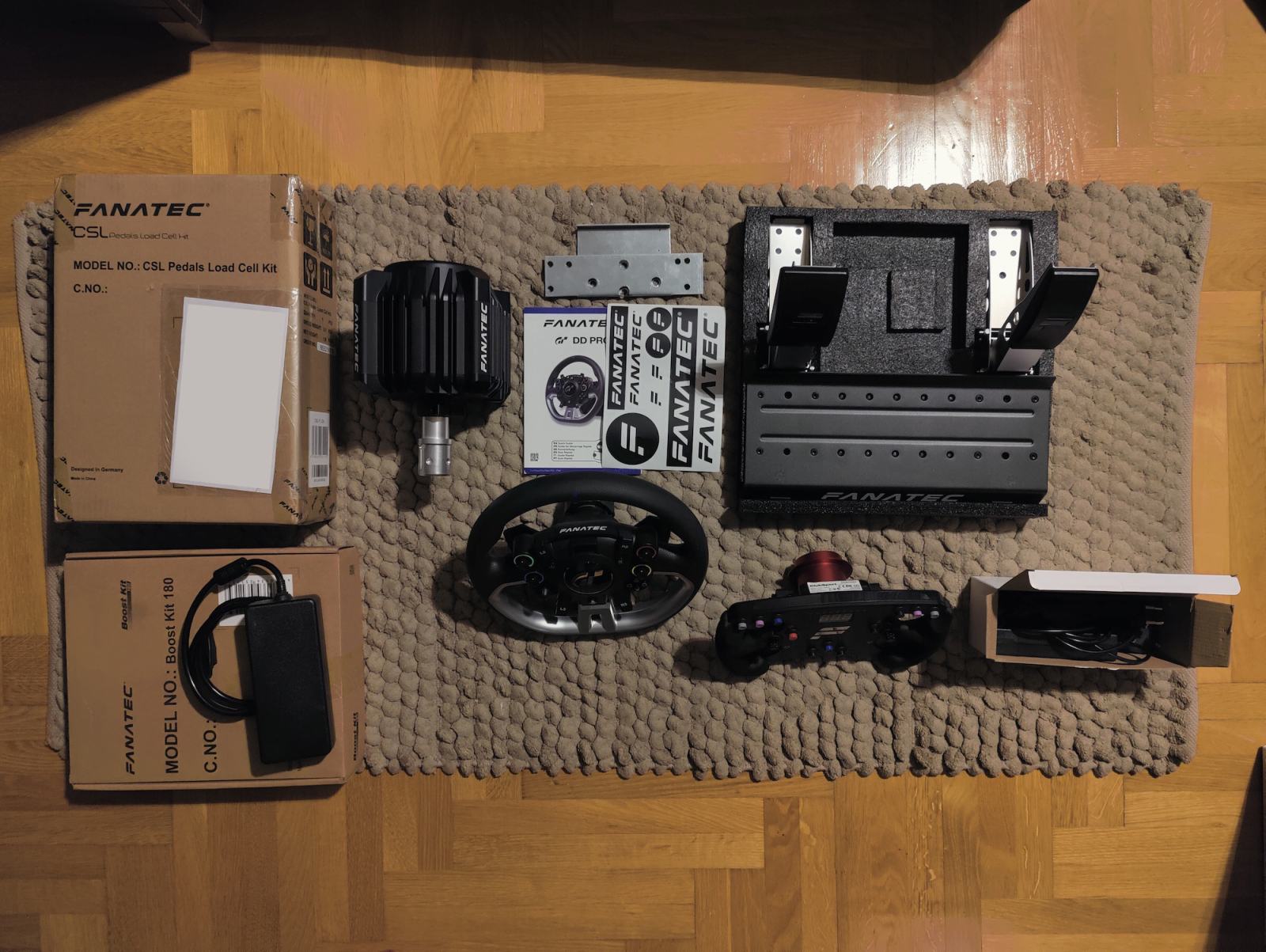 FANATEC GT DD PRO Premium Bundle + F1 ClubSport obruč (PC/PS5)