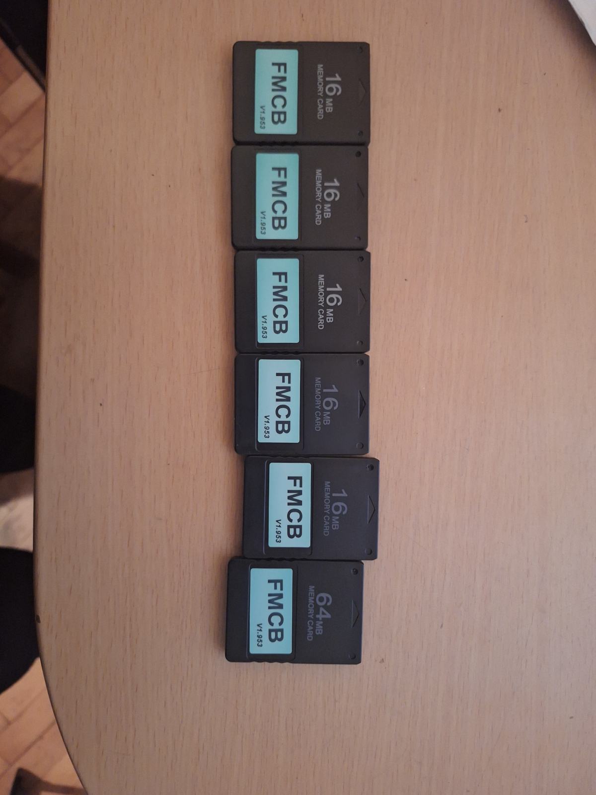 FCMB Memory Card za Ps2 10 eura komad