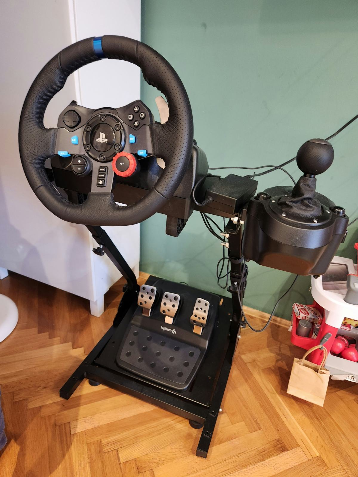 Playstation 4,PS VR+2 PS move,Logitech + rucni shifter