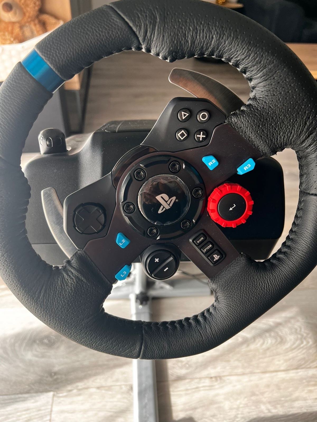 Gaming stolica Playseat Evolution Alcantara crna +volan Logitech G 29