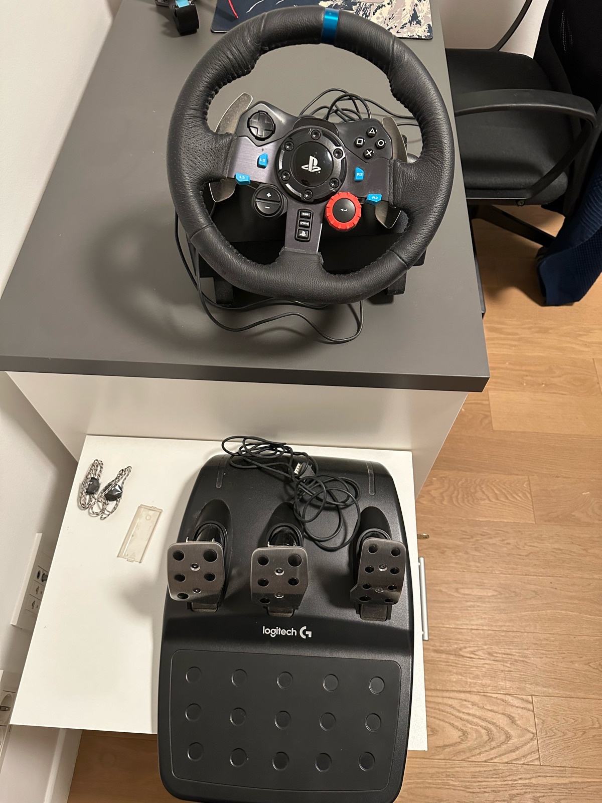Logitech G29 volan