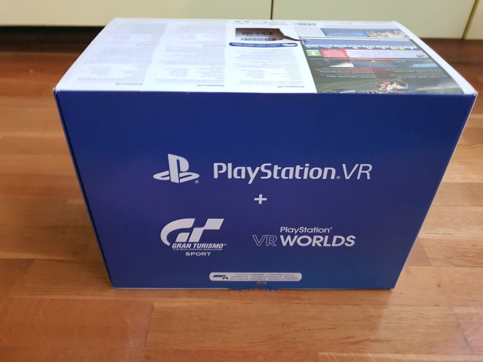 ps4 VR plus playstation VR Worlds and Gran Turizmo