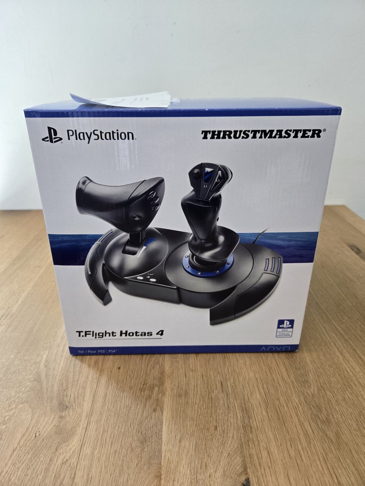 Thrustmaster T.Flight Hotas 4