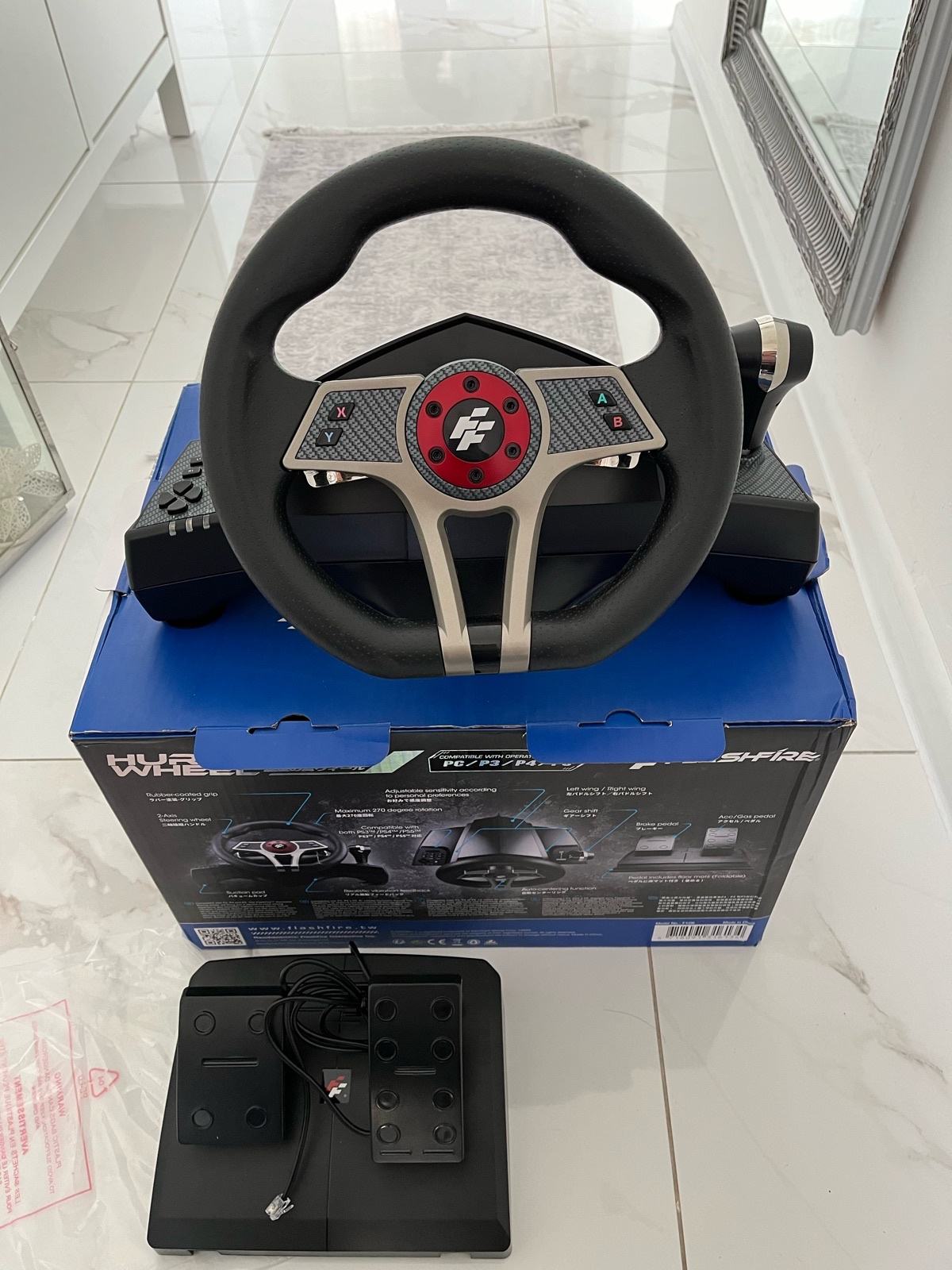 Volan Flashfire Hurricane F106 PS5 / PS4 / PS3 / PC