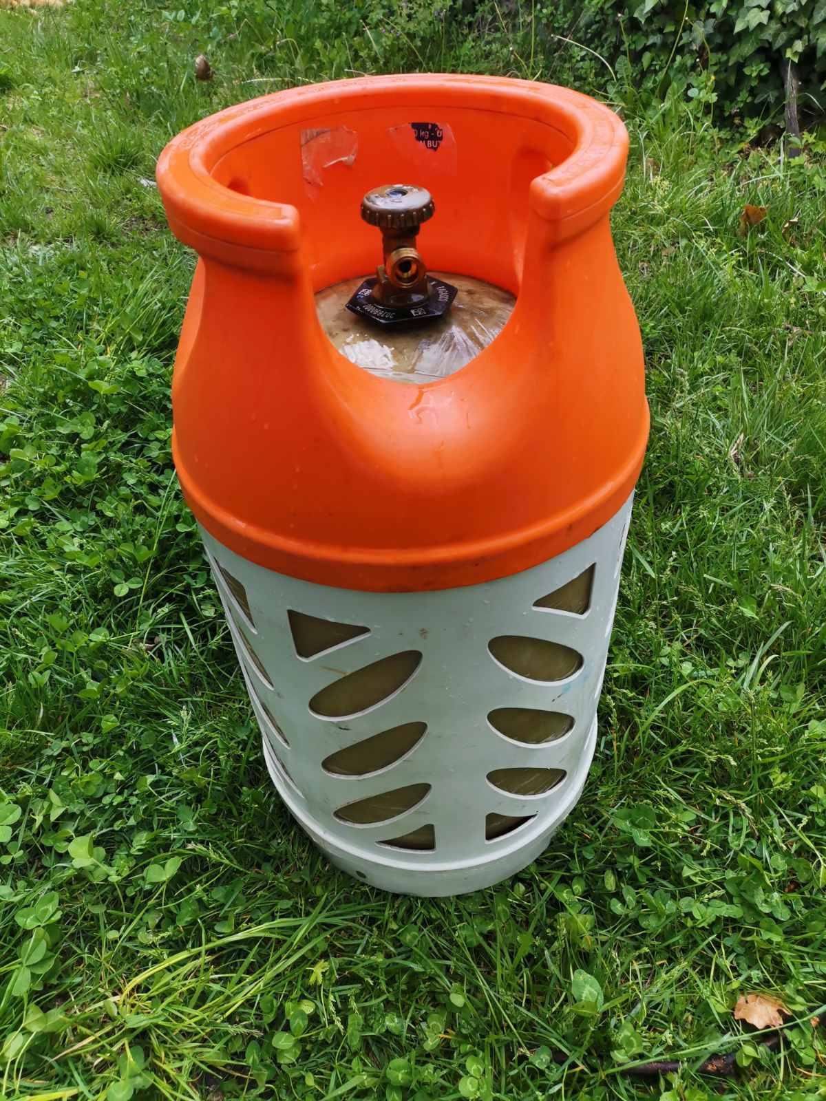 KOMPOZITNA PLASTICNA PLINSKA BOCA