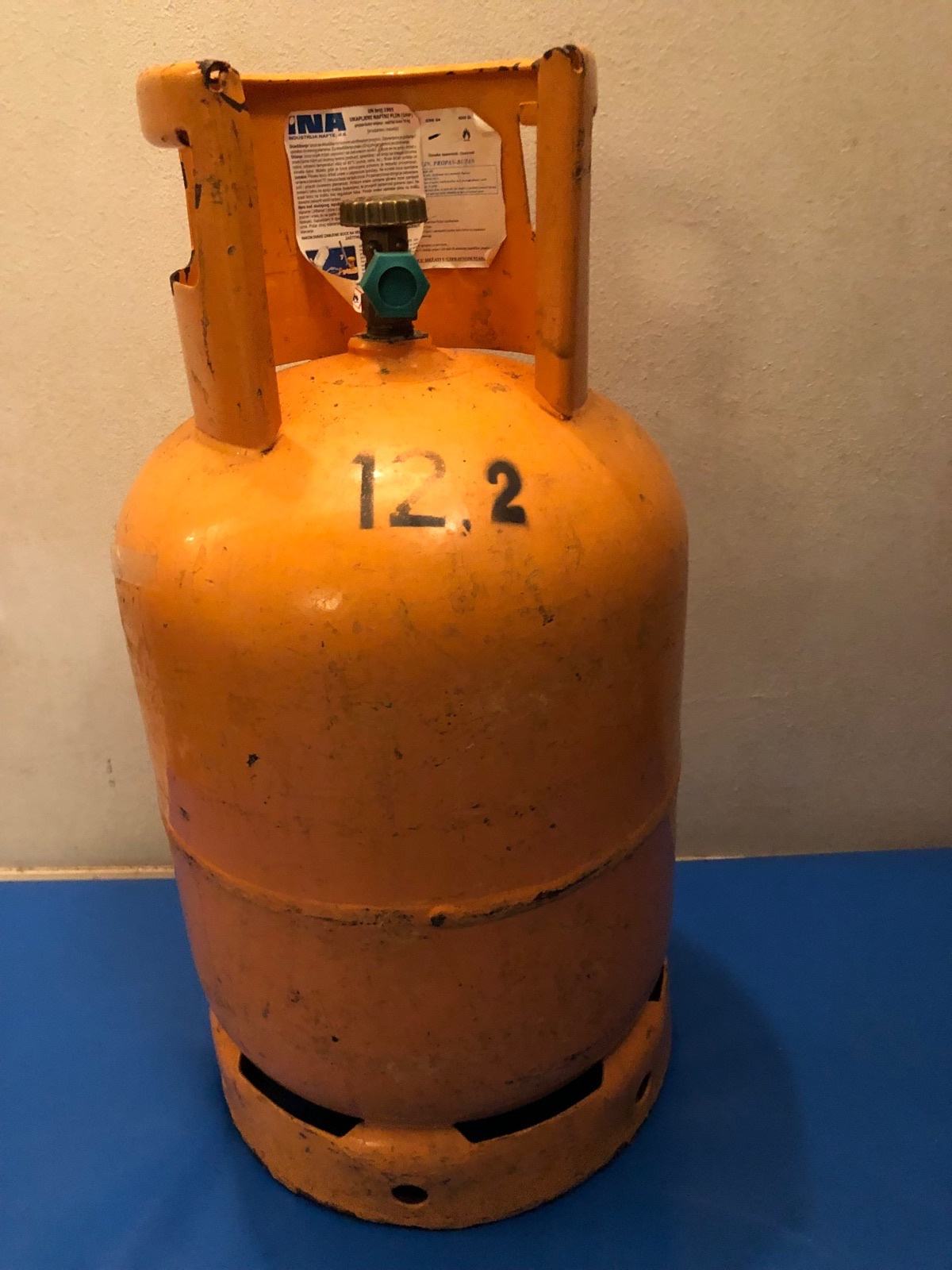 Plinska boca 10 kg prazna