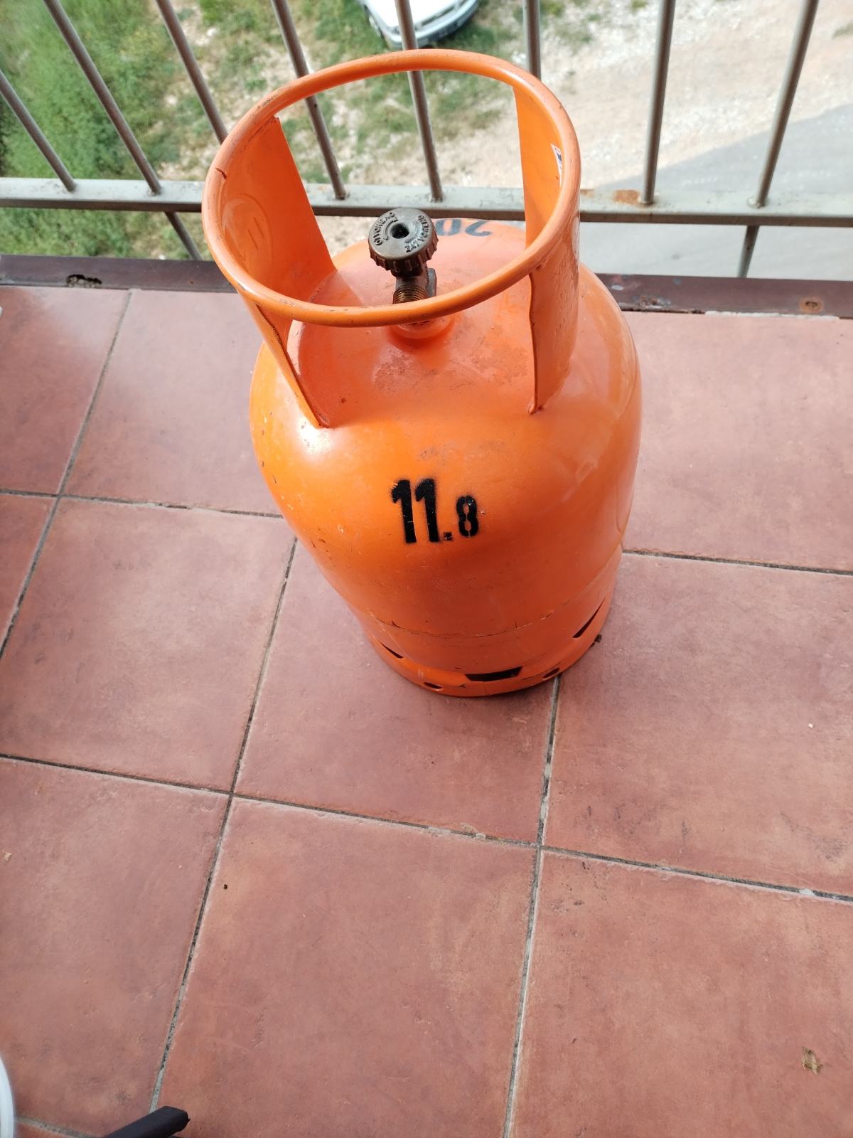 Plinska boca za domaćinstvo