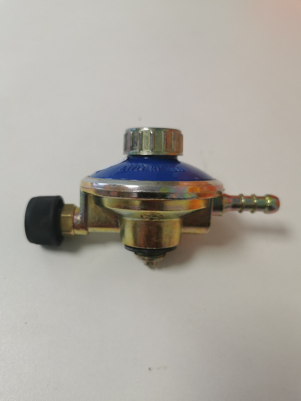 Regulator plina od 0,8 kg/h, 29 - 70 mbar za kamp bocu ( M 16x1,5 )