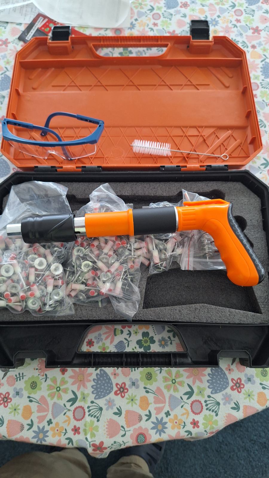 Mini zakivač, nail gun
