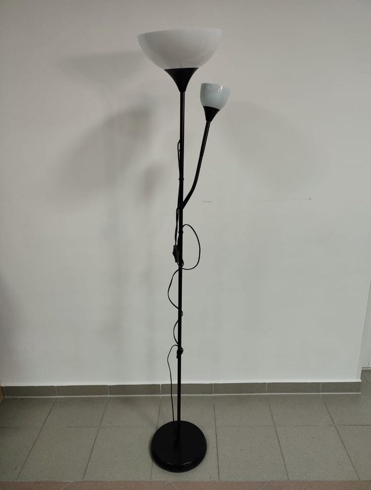 Podna lampa