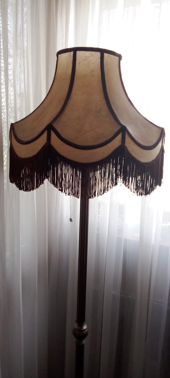 podna lampa vintage