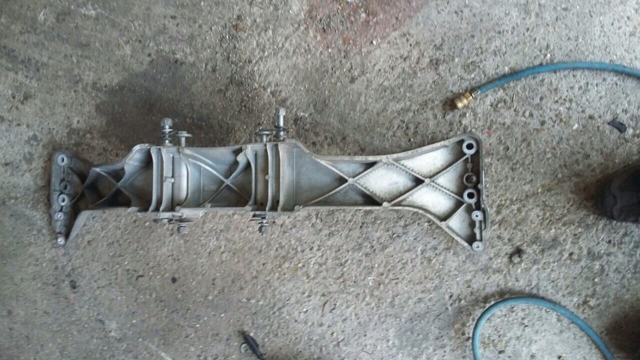 Alfa romeo GT zadnji most