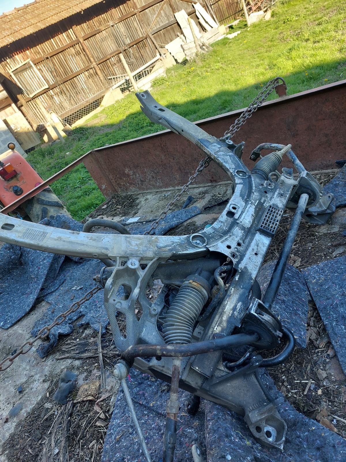 Bmw e60 prednji most