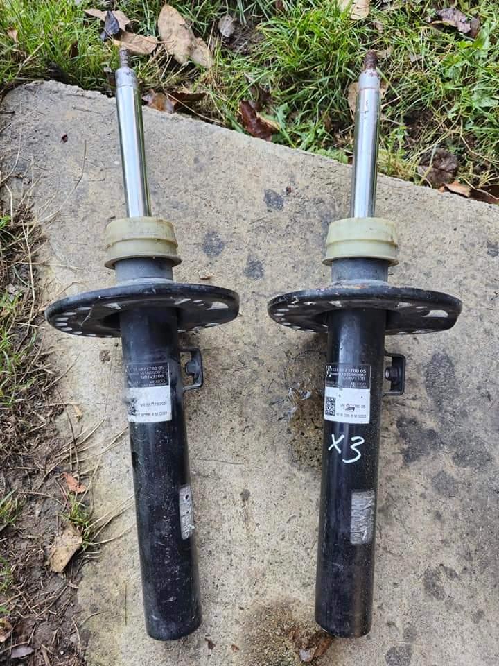 BMW prednji amortizeri X3 X4 G01 G02 F97 F98 31316871780