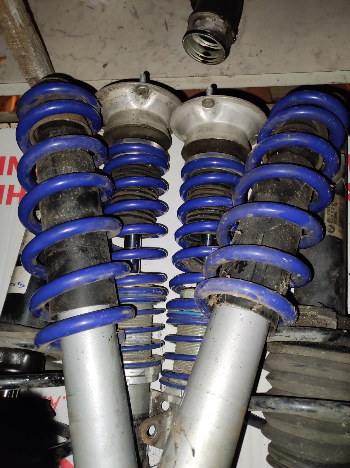 Bmw serija 1 e81,e87,e82 sportske opruge i amortizeri