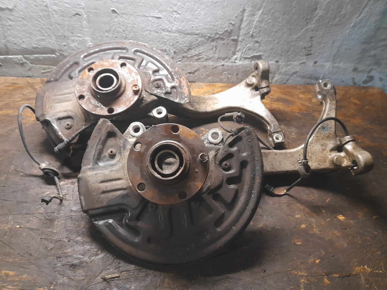 Lijevi rukavac Audi Audi A4 S4 RS4 B5, A6 S6 RS6 4B - 4B3407241H