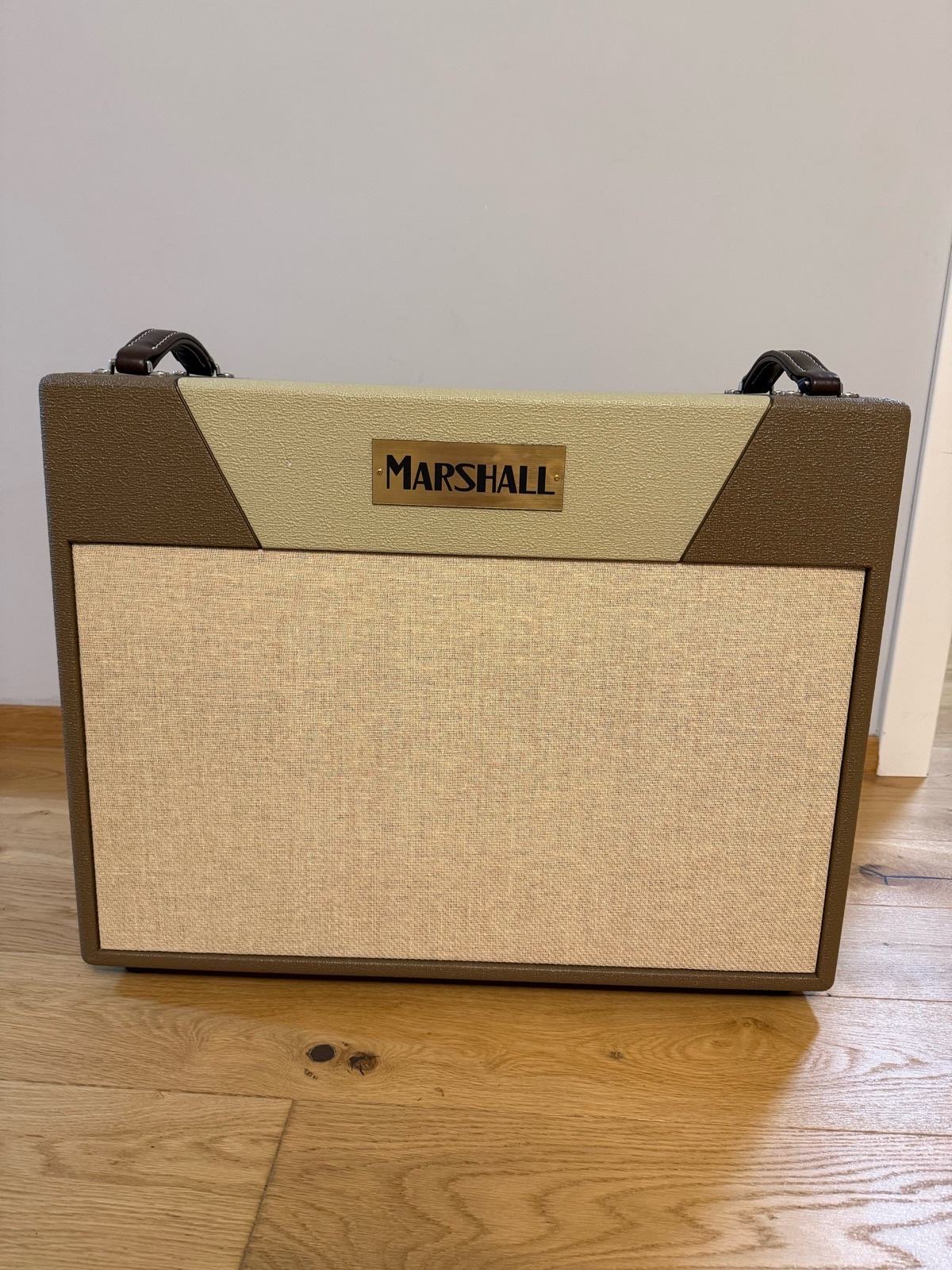 Marshall 2x12 Box