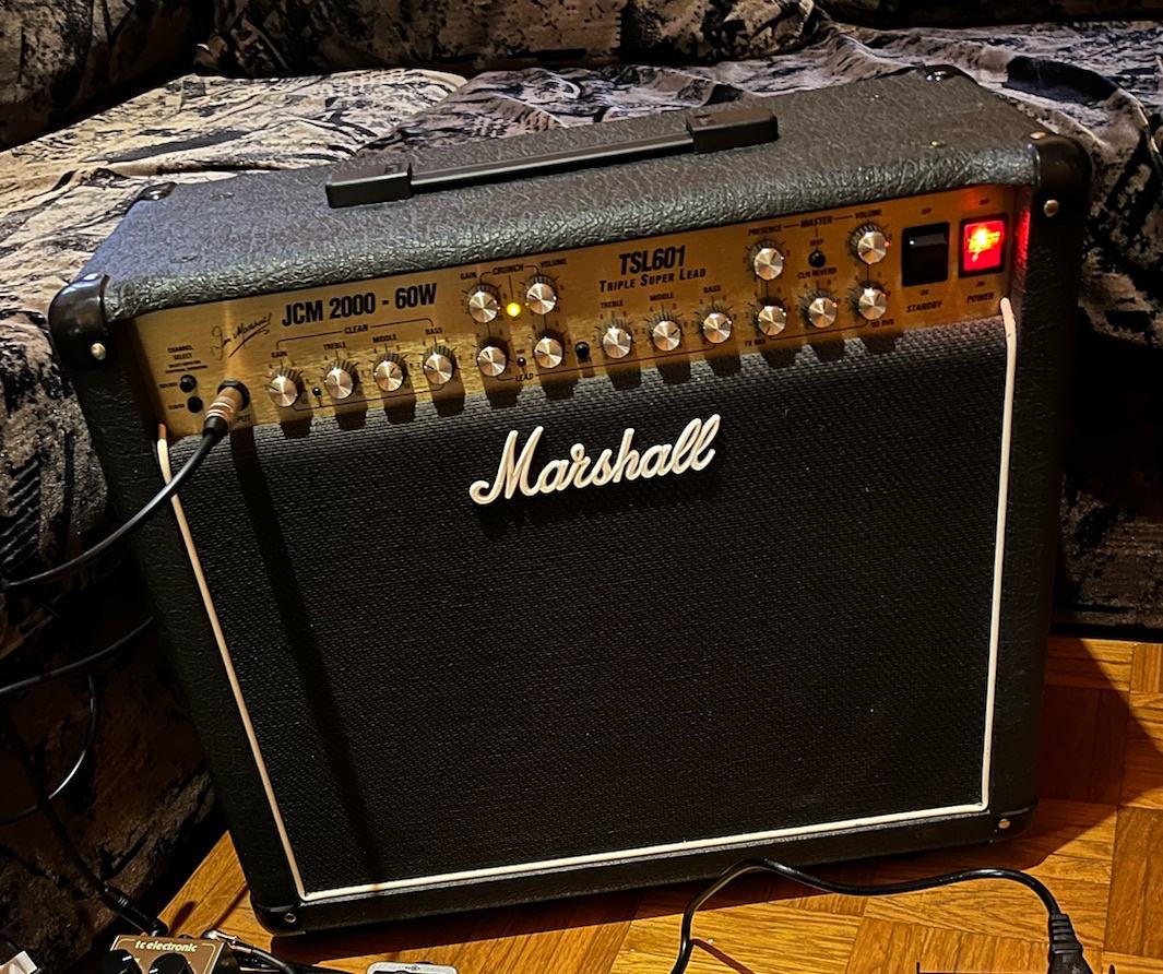 Marshall JCM 2000 TSL 601 combo