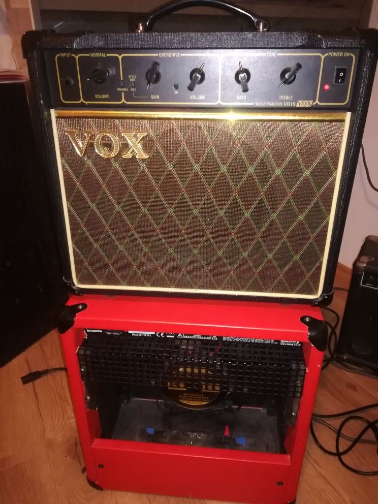 Vox VR15