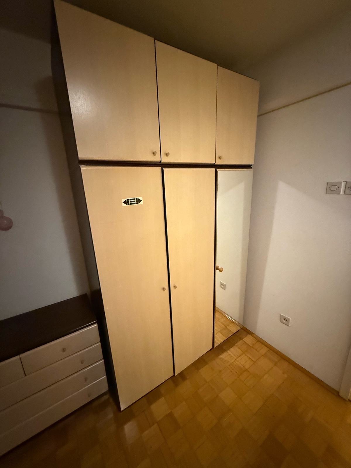 Komoda i ormar poklanjam