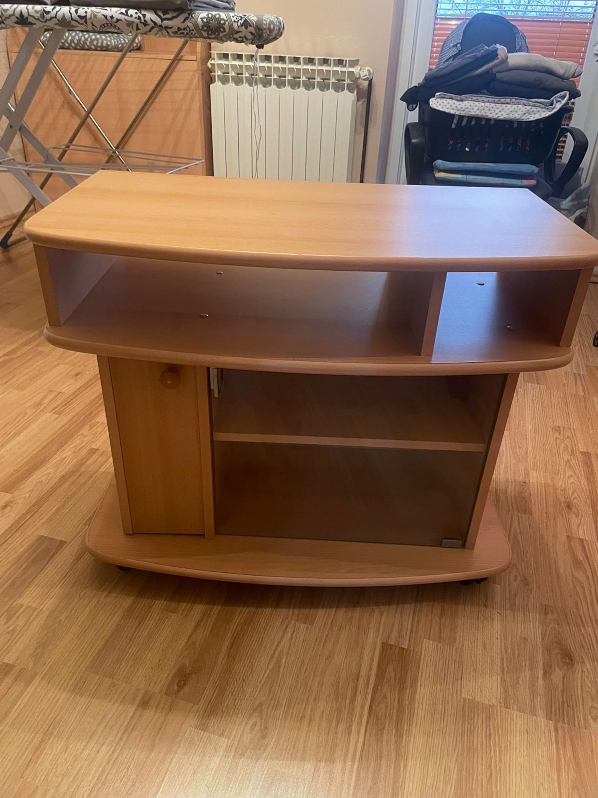 Ormarić na kotačićima