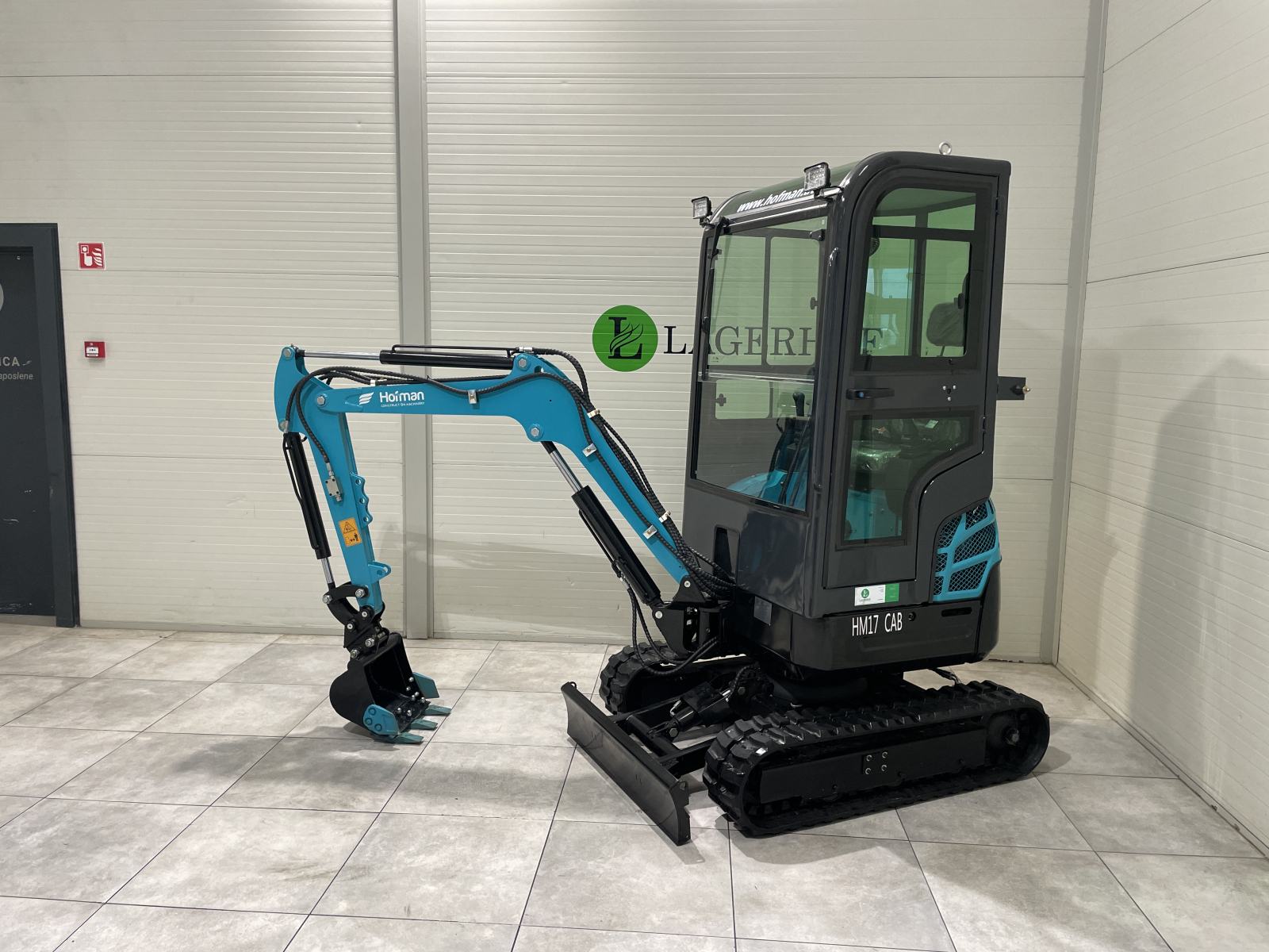 Mini bager HOFMAN HM17 CAB Kubota motor