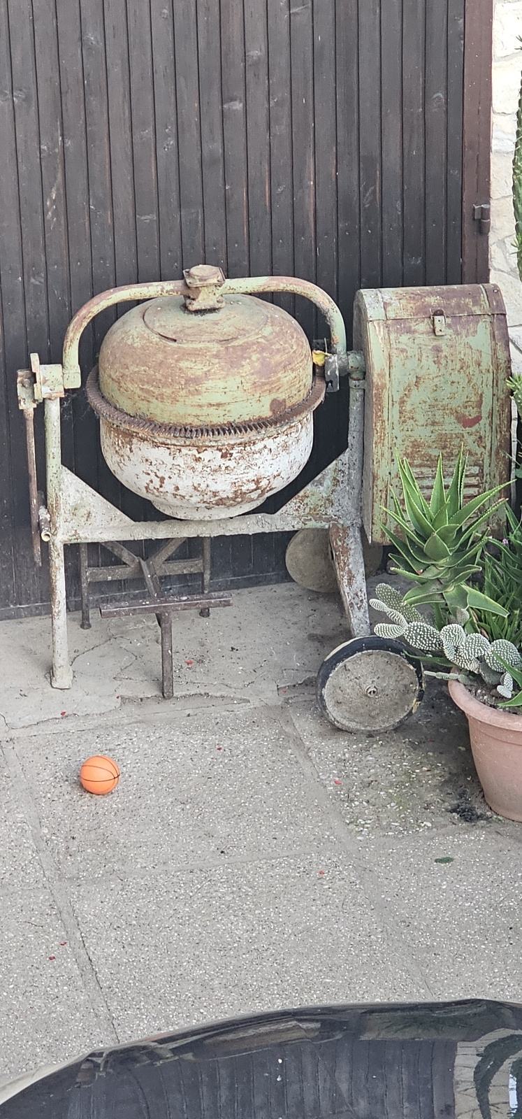 Mjesalica za beton bez motora