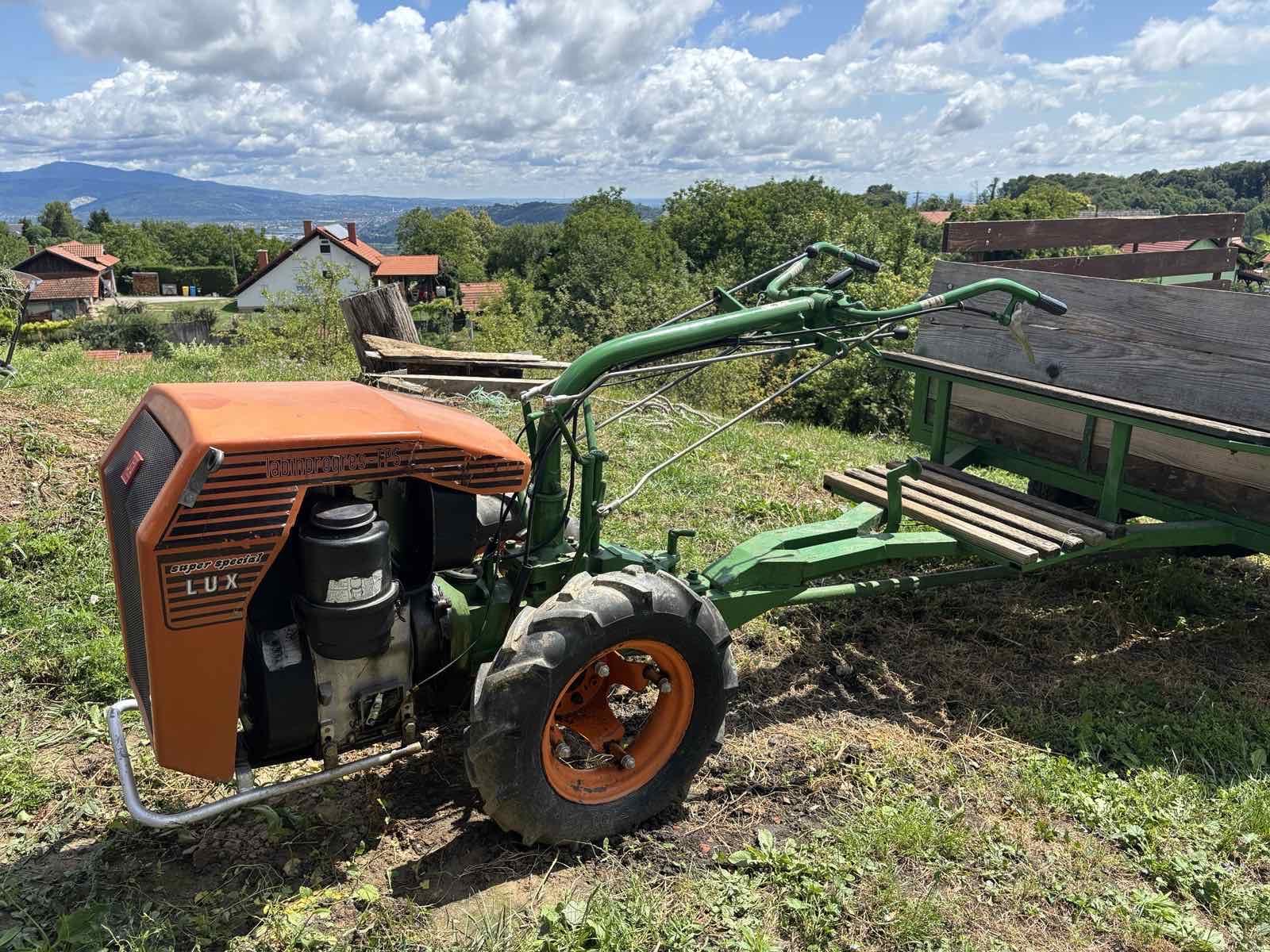 Prodajem Labin Progres