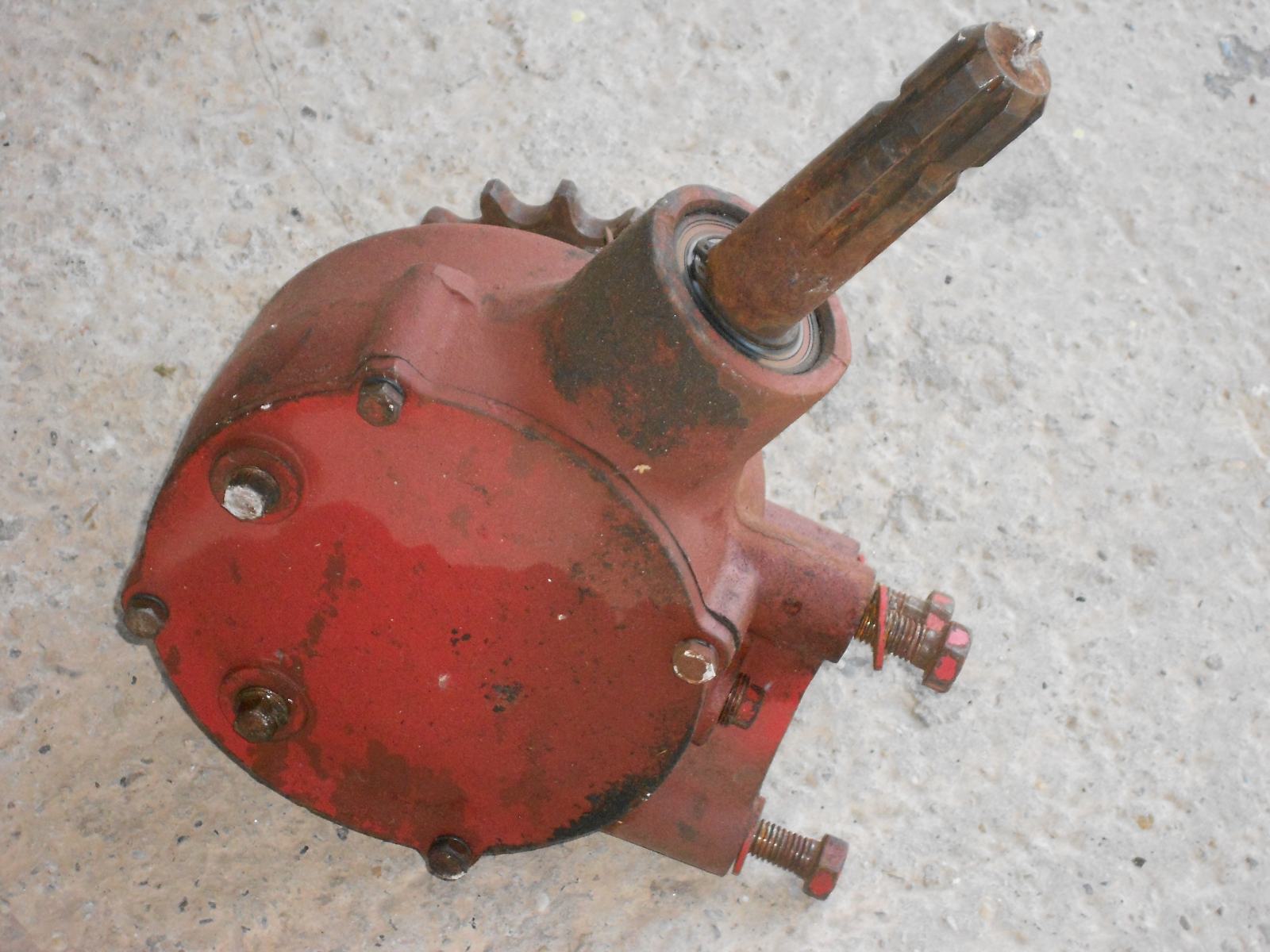 Reduktor getriba utovarne prikolice sip 25