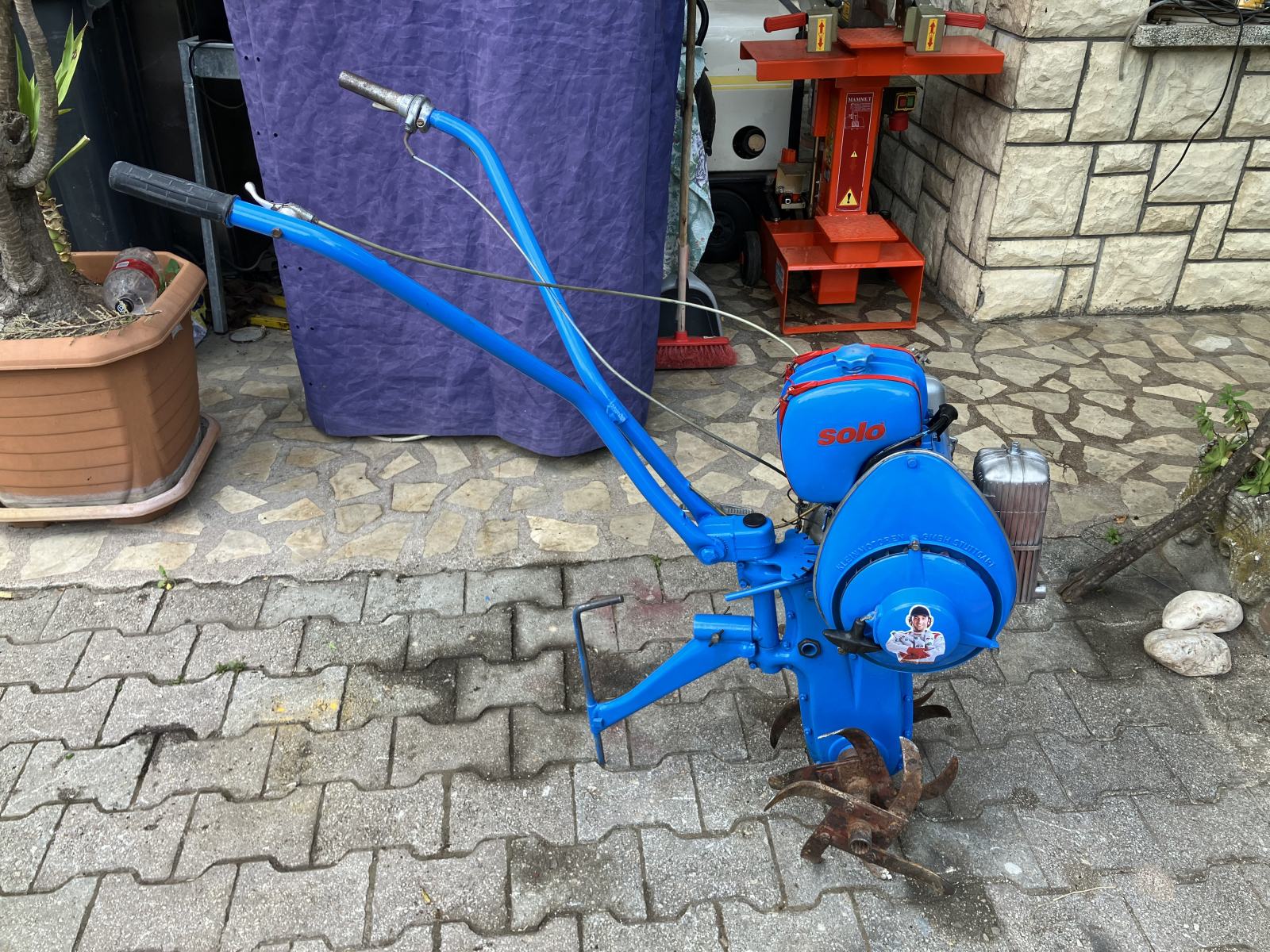 SOLO 2T motokultivator freza kopačica