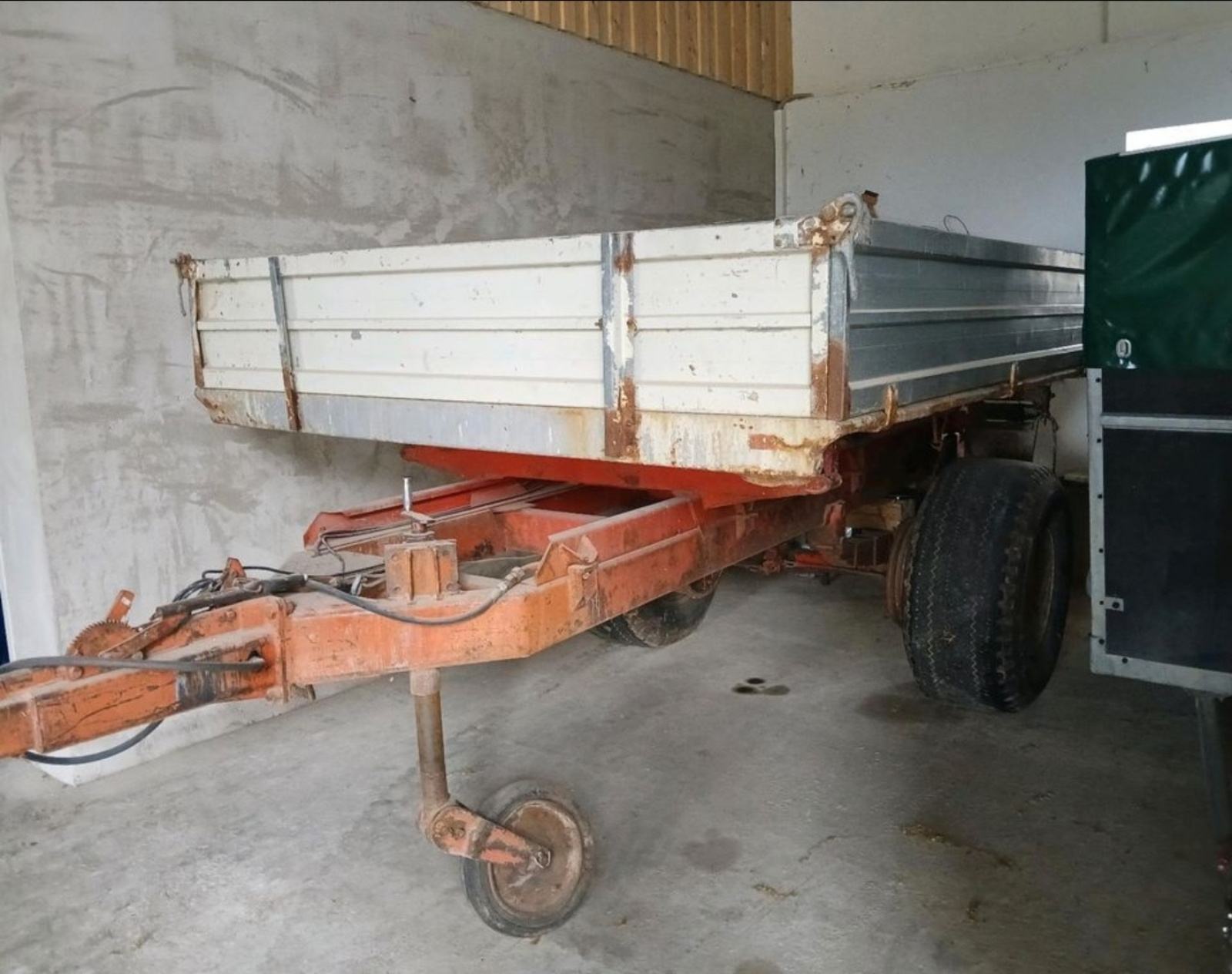 Traktorska prikolica trostrani kiper Meiller Kipper