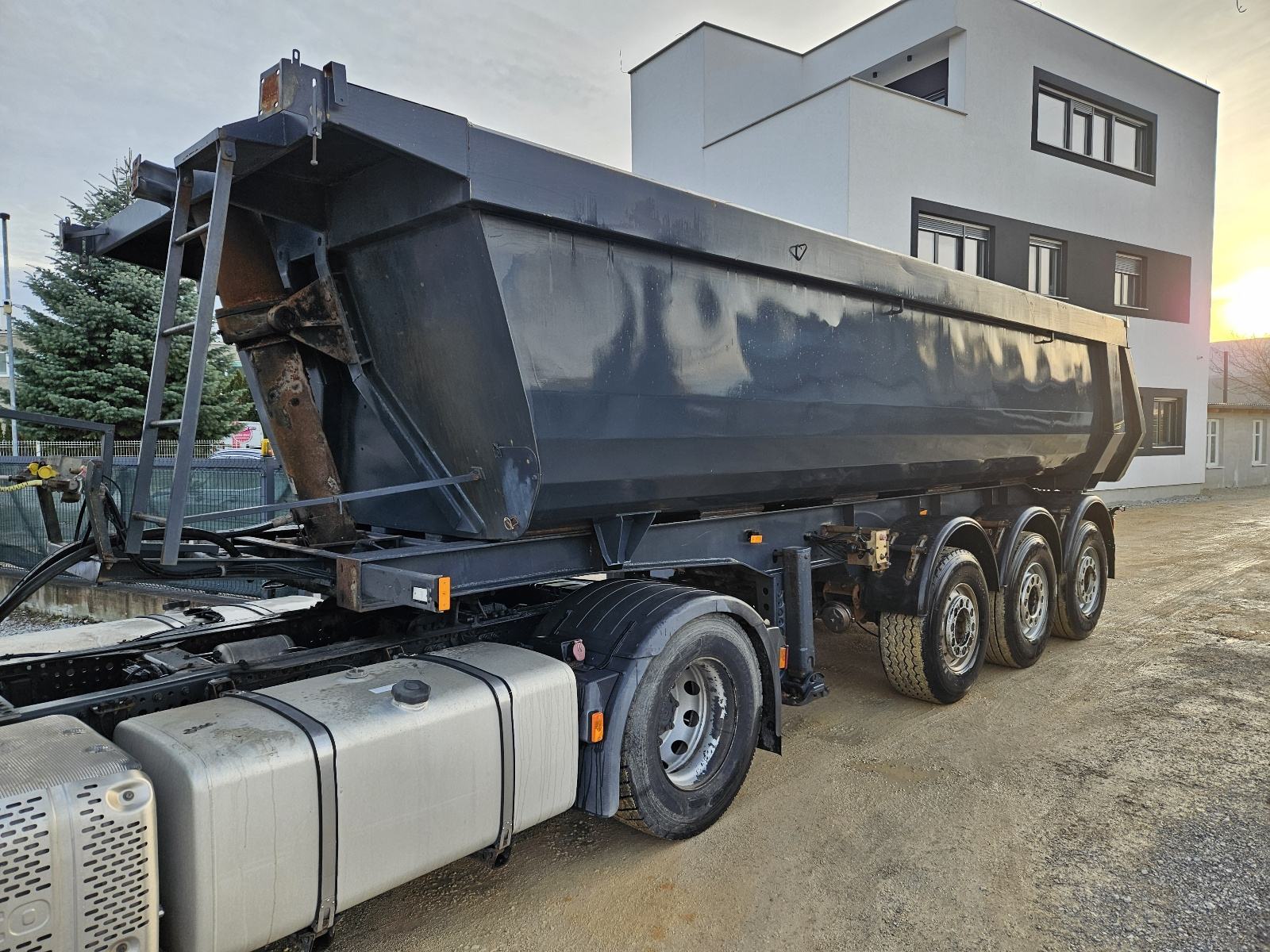 Miele 28m3, 2003 god.