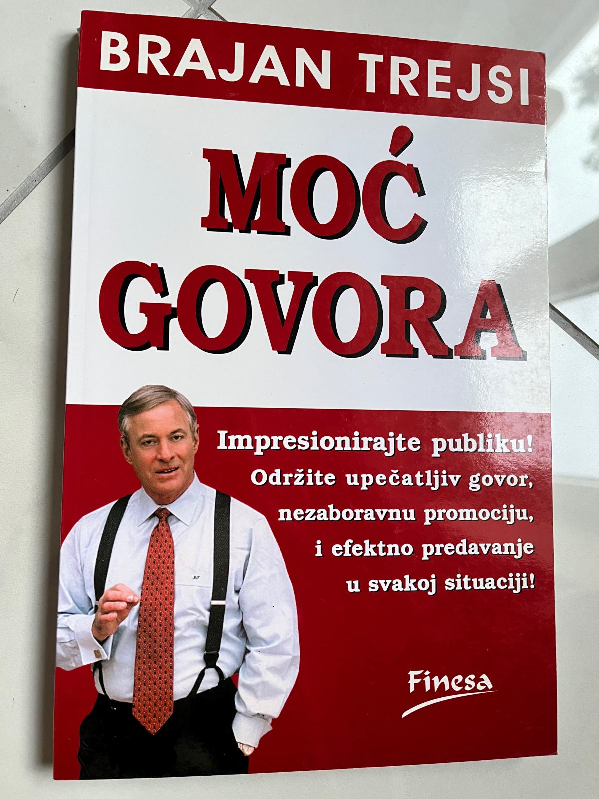 Trejsi, MOĆ GOVORA