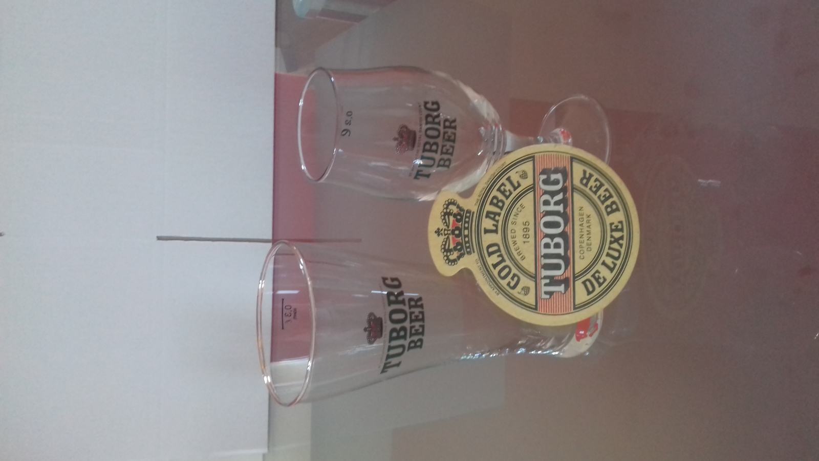 Tuborg pivo 2 čaše + podložak