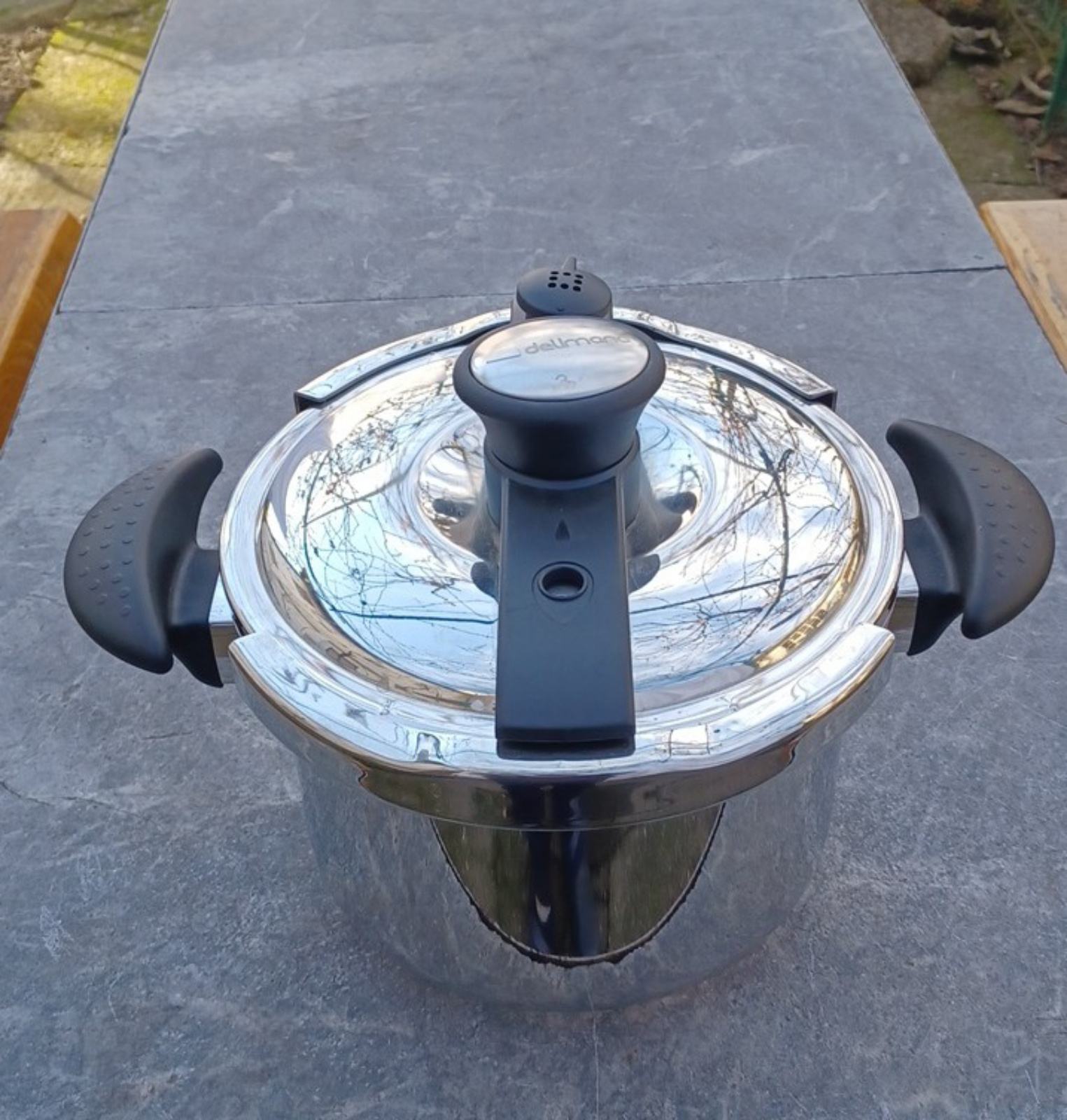 Delimano pretis lonac