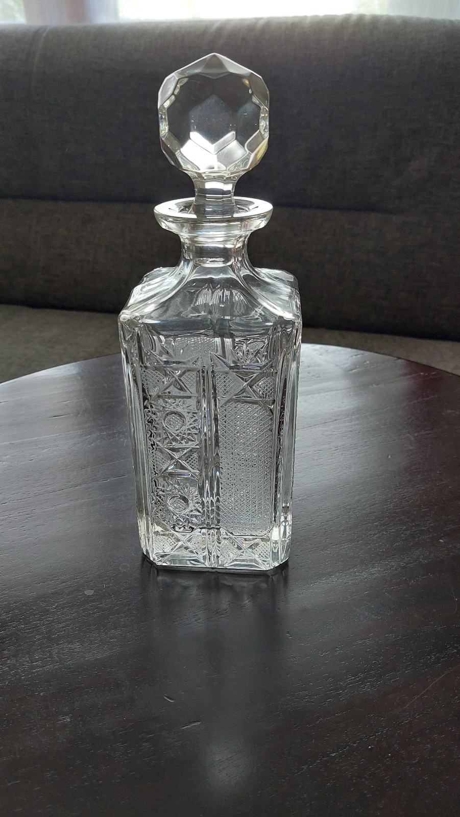 Kristalna boca za žestoko piće