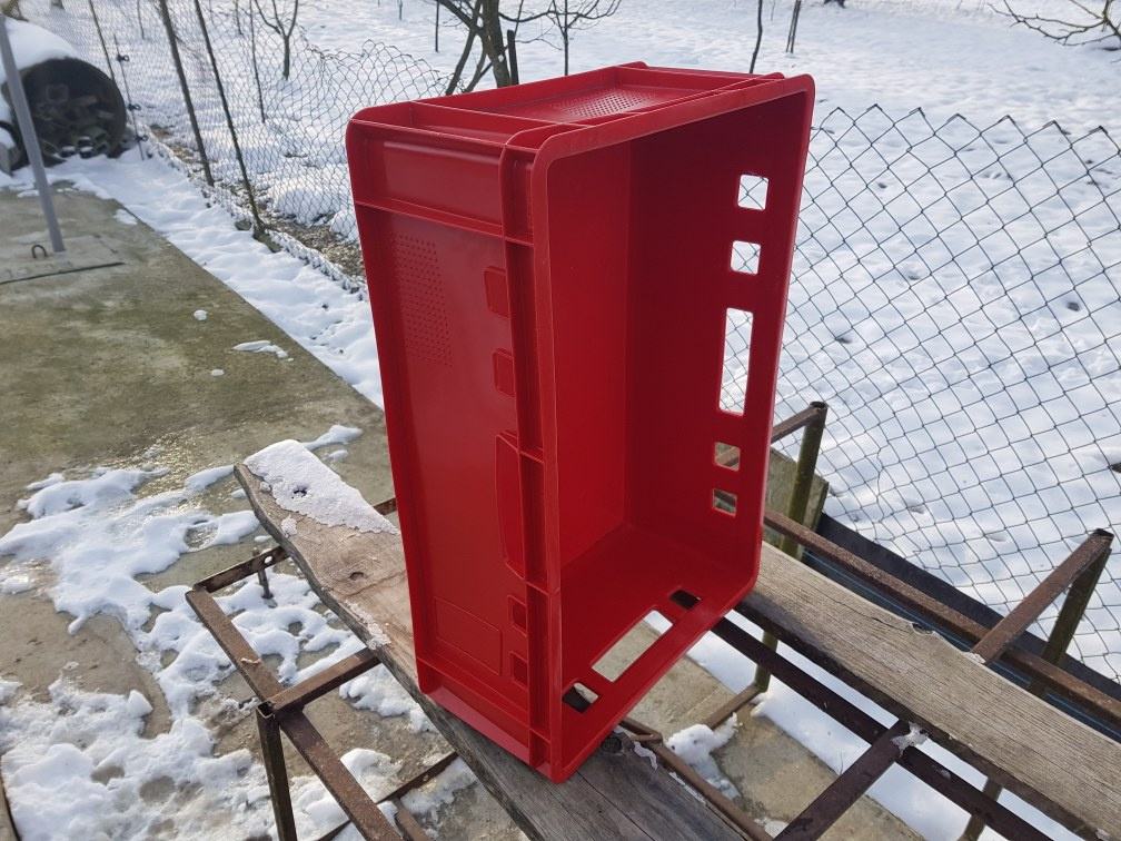 Plasticne posude