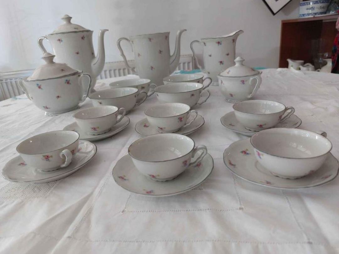 Porculanski set za caj iz 1920.g.