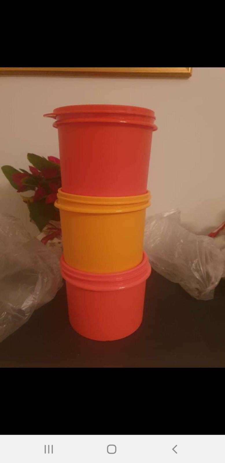 Tupperware spremnici 3x1 ,1 L